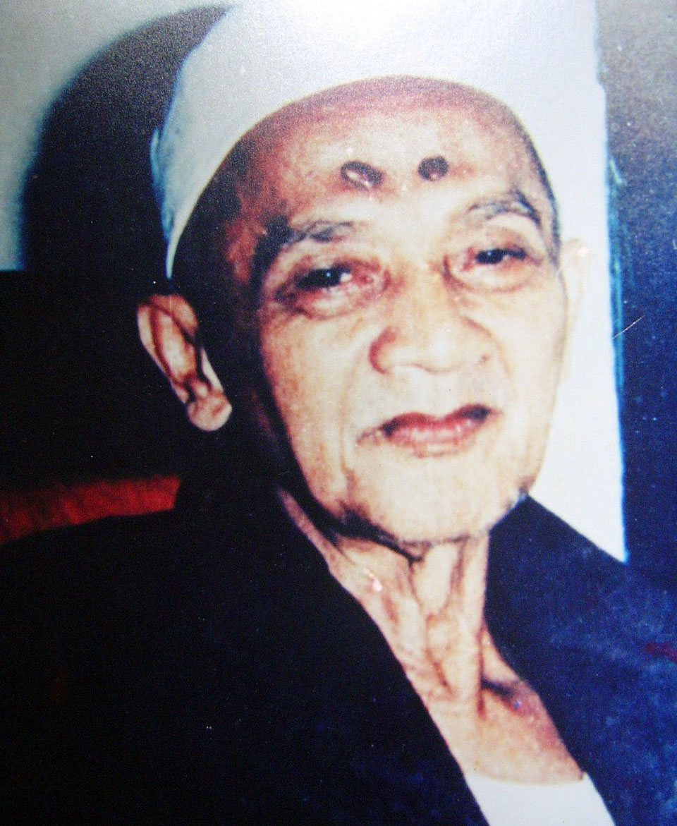 Kyai Mubasyir Mundzir, Ulama Karismatik dan Punya Karomah - aswajanews ...