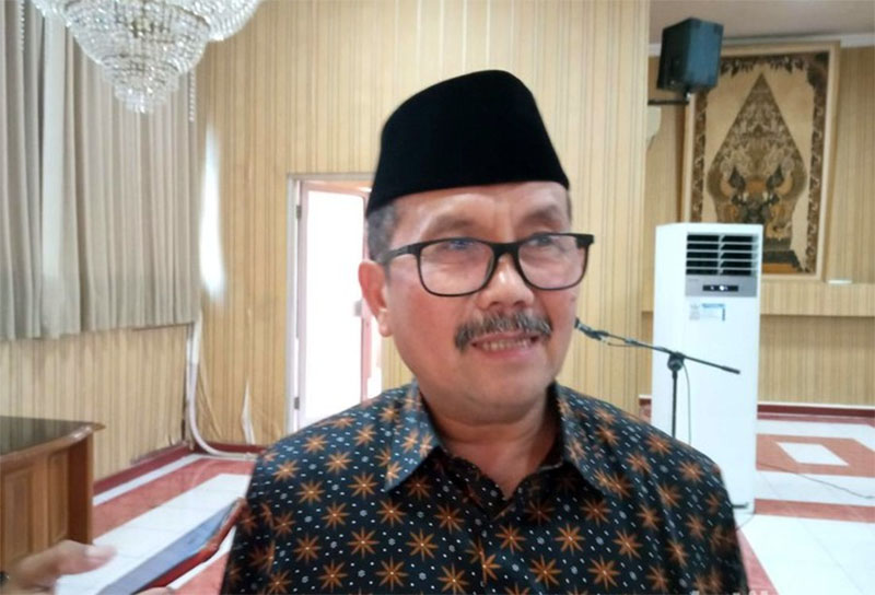 Imron Rosyadi, Perjalanan dari Santri hingga Menjabat Bupati - aswajanews Profil Imron Rosyadi ...