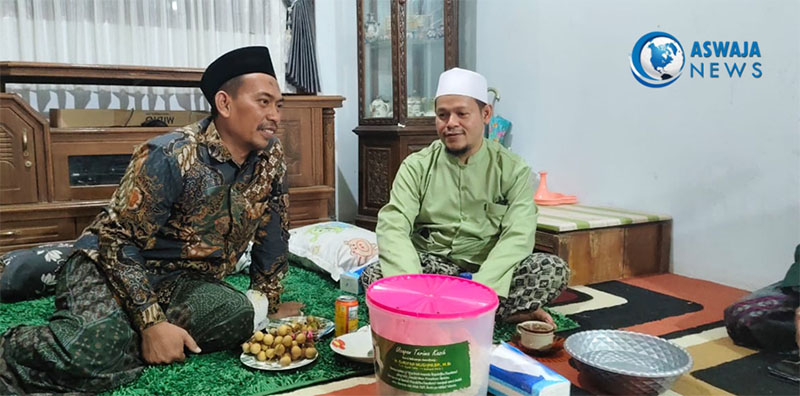 Gus Said (Dzuriyah Lirboyo) : Tradisi Pesantren Mengedepankan Adab di ...
